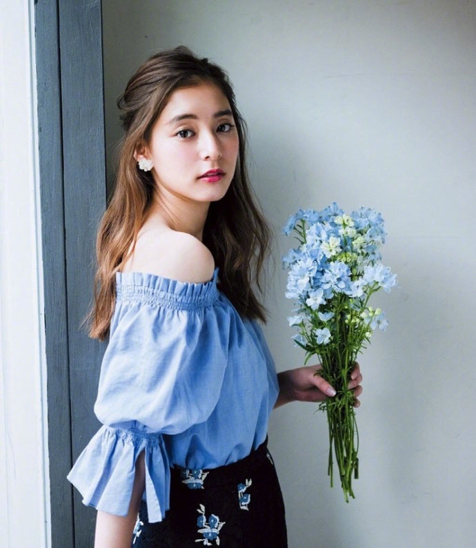 A fresh photo shoot on Xinmu Yuko Street - iNEWS