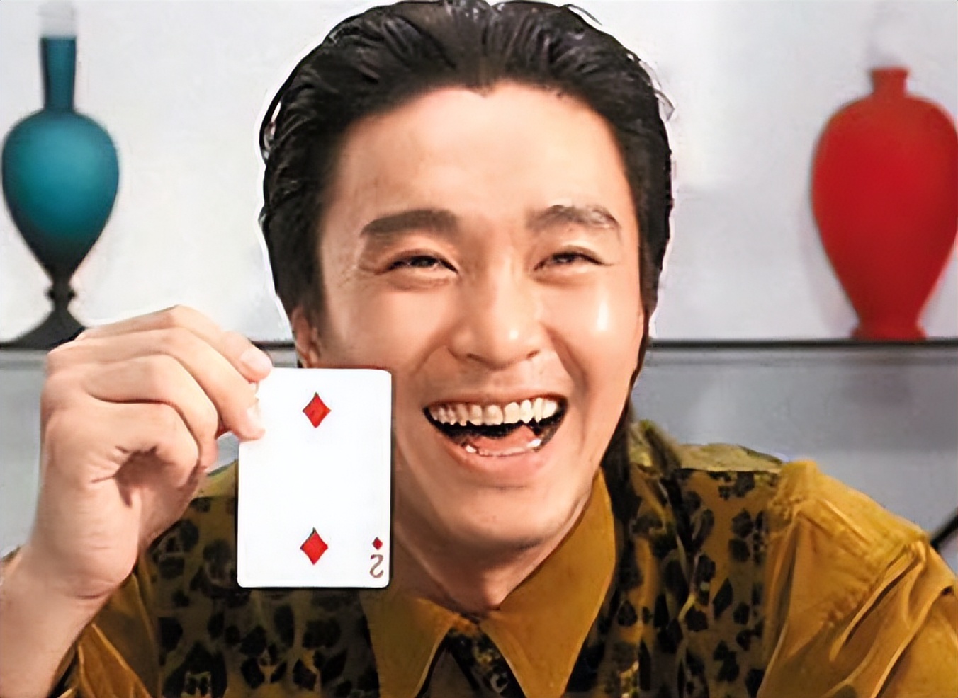 60-year-old Zhou Xingchi posted a post considering his return to ...