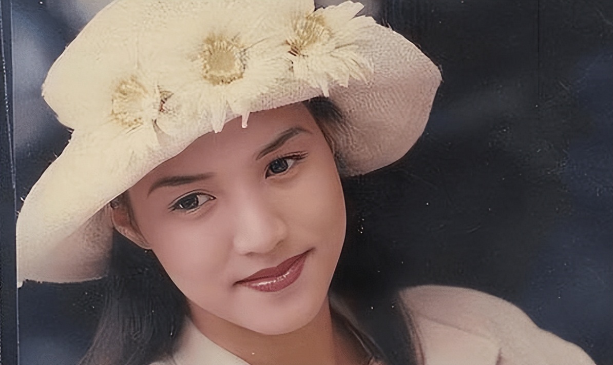 Li Rui'en: It's not easy to be a wealthy family, divorced and sick in ...