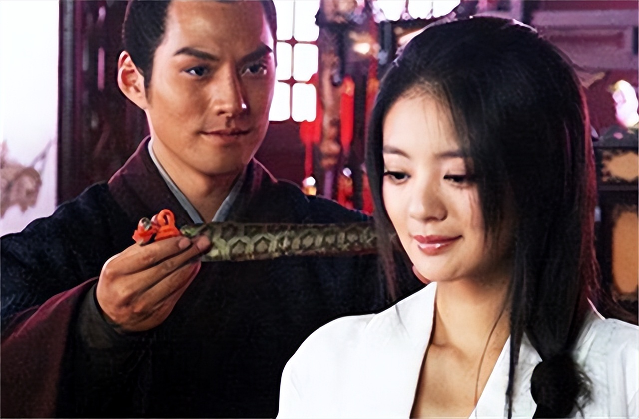 Why did Yan Qing sneak away with a load of jewelry in the dark?If he ...