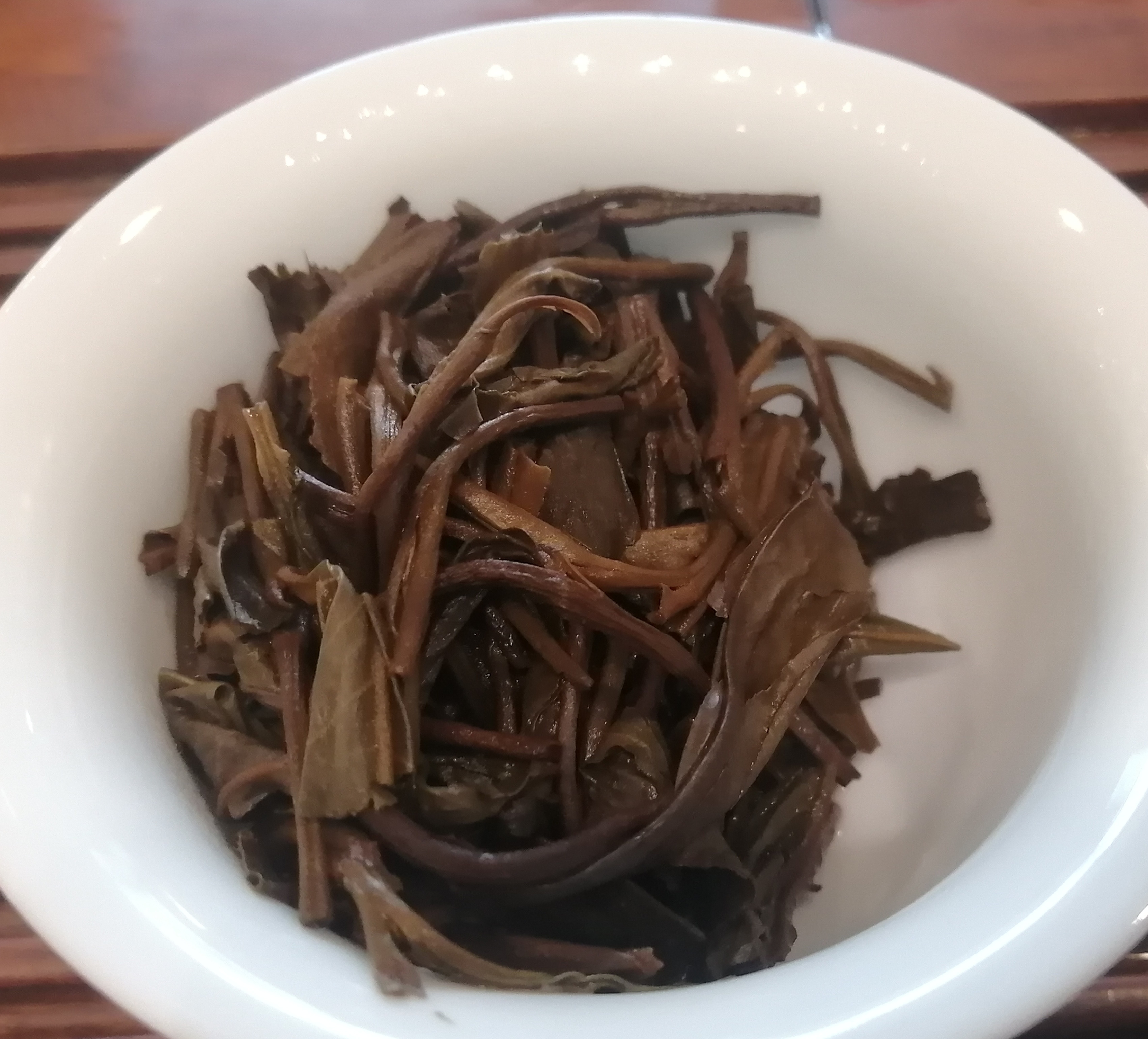 Yiwu Gaogan Ancient Tree Tea "Tall in Tea" - iNEWS