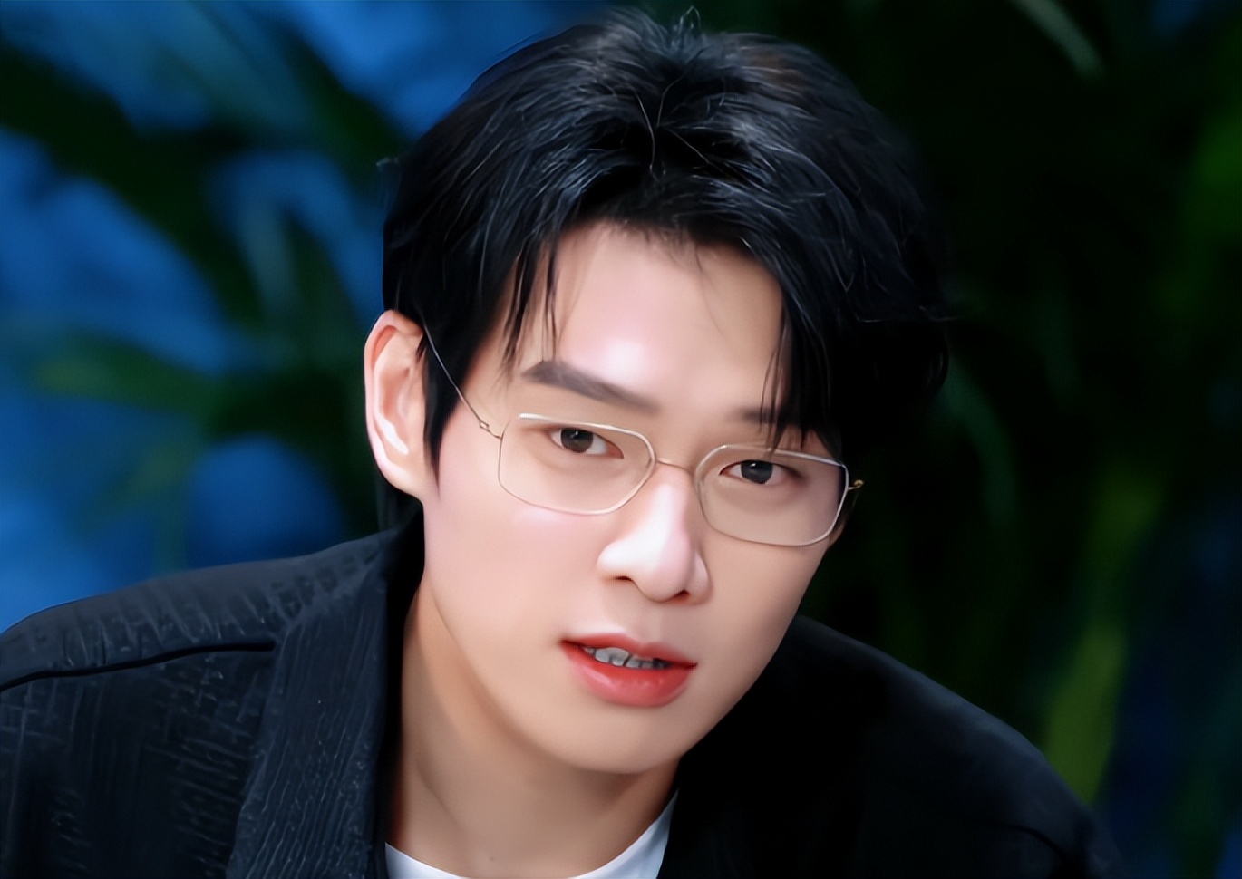 Qin Lan and Wei Daxun go home hand in hand! The woman took the initiative to show her favor many ...