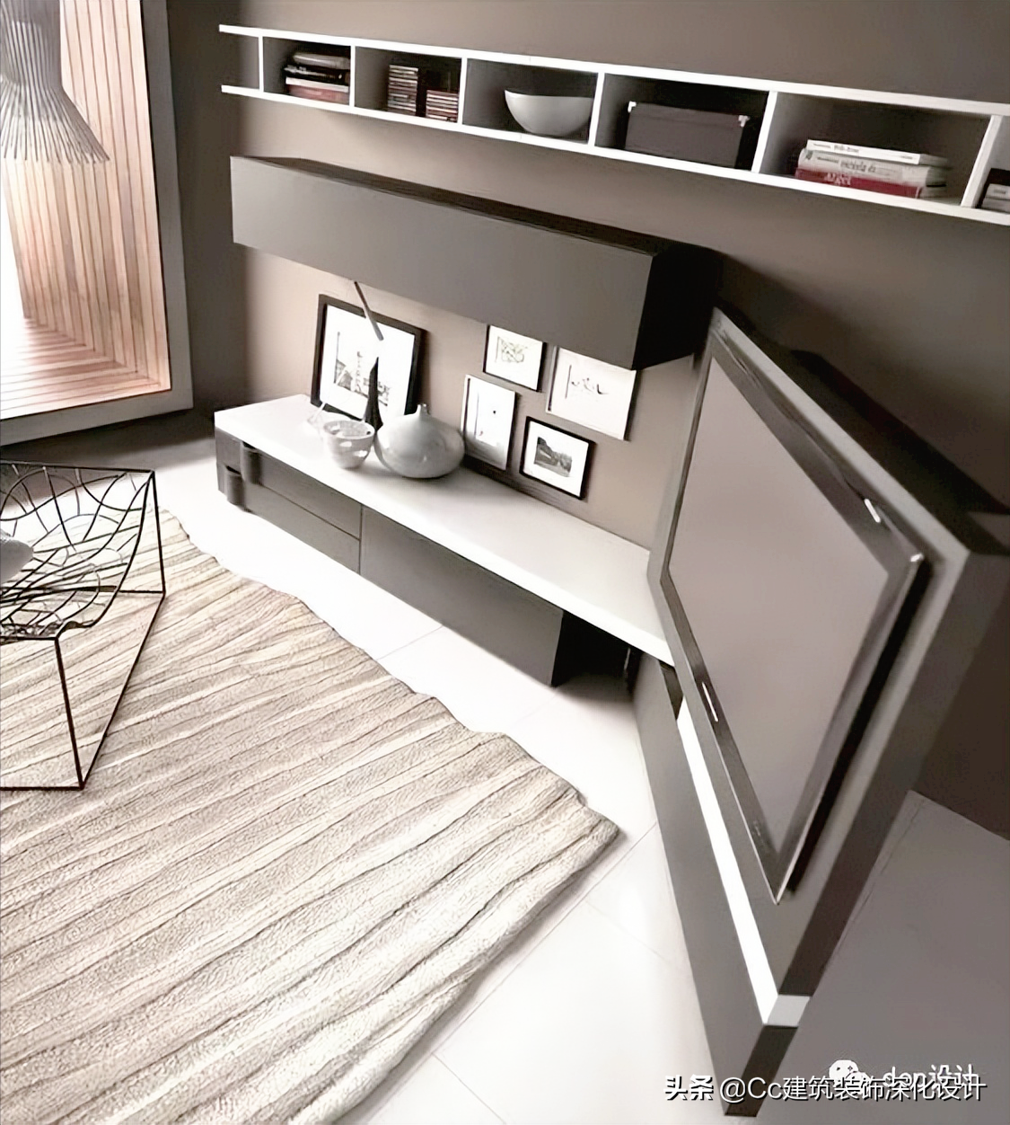 "Rotating TV" Rotating TV shape, how to deepen the design? - iNEWS