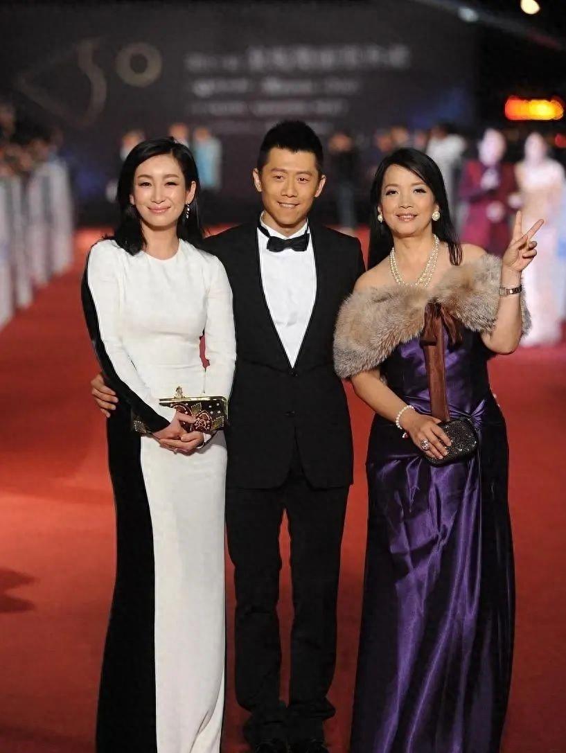 Seeing 44-year-old Qin Hailu and 62-year-old Lu Liping in the same ...