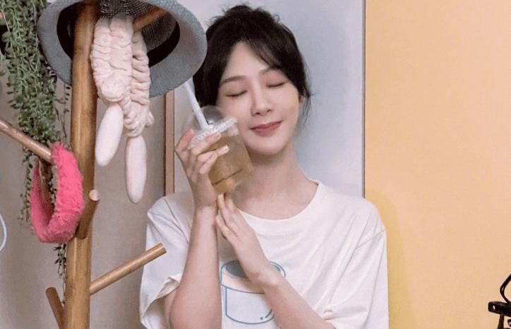 Yang Ziqing's new drama is finished, and the set is full of CP - iMedia