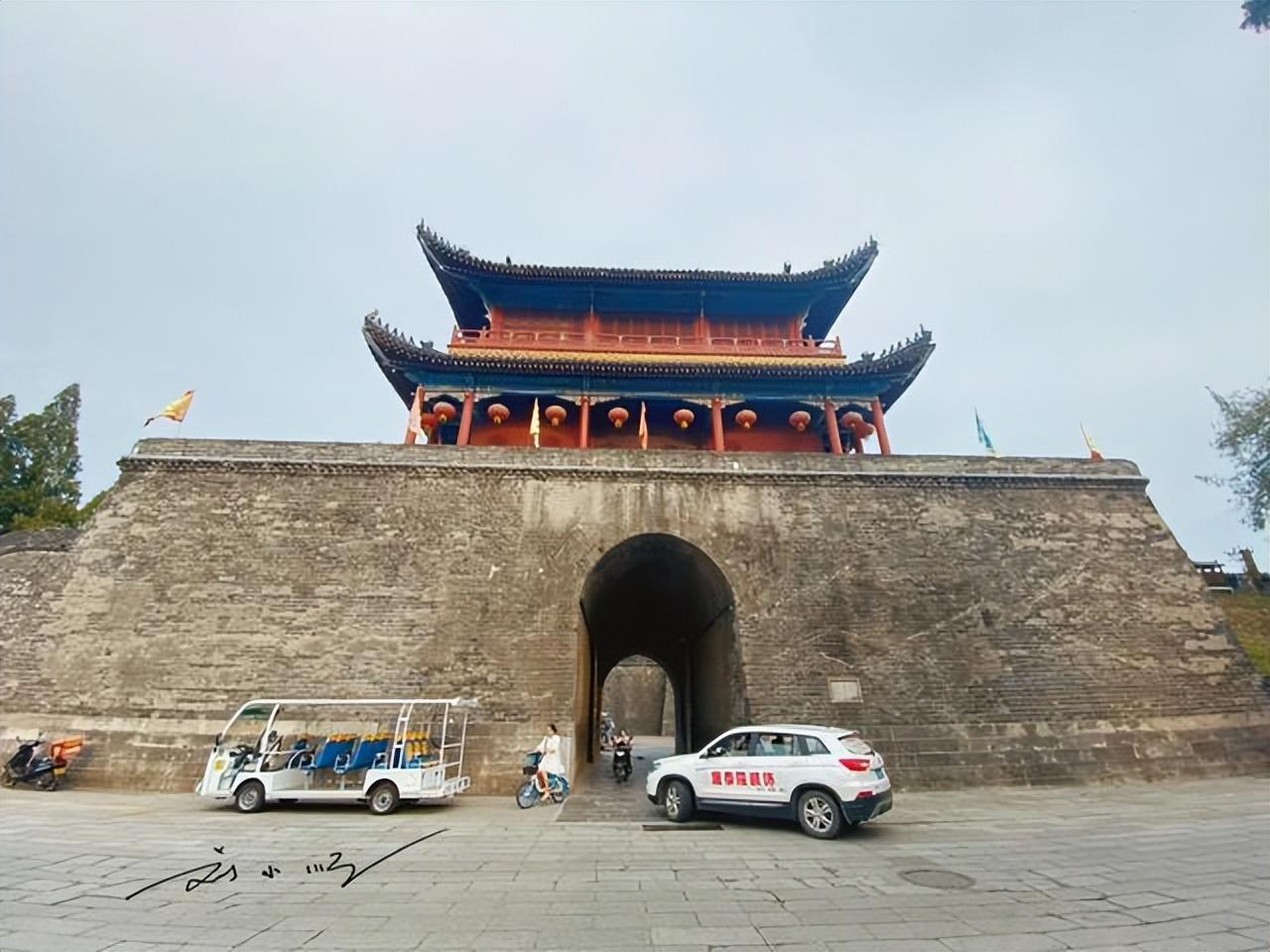 Everyone says "Nine-headed birds in the sky, Hubei guys on the ground ...