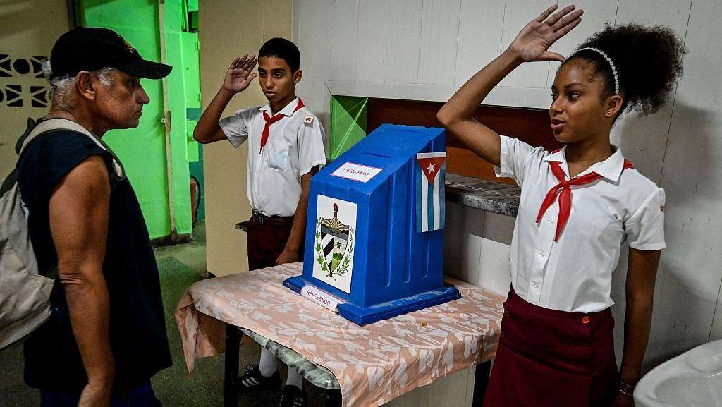 Cuba passes new Family Code to legalize same-sex marriage and civil ...