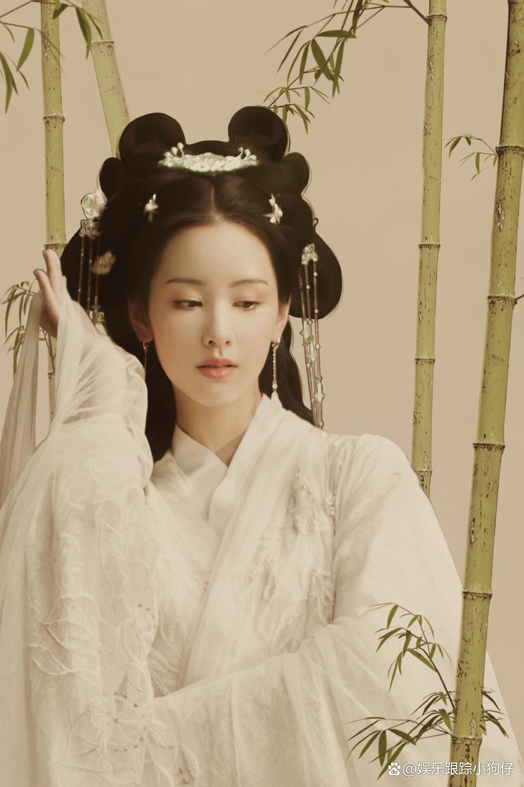 Chen Douling's 29th birthday: The studio released a birthday photo of a ...