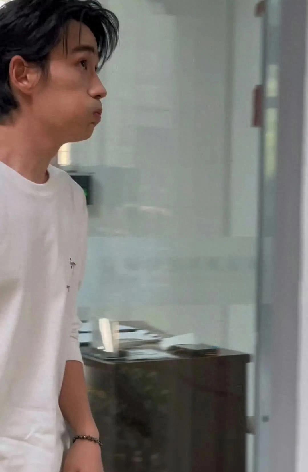 10.16 Entertainment melon Zhao Liying celebrates her birthday Zhu ...