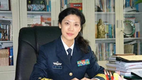 She is a professor, the most beautiful woman at the National Defense ...