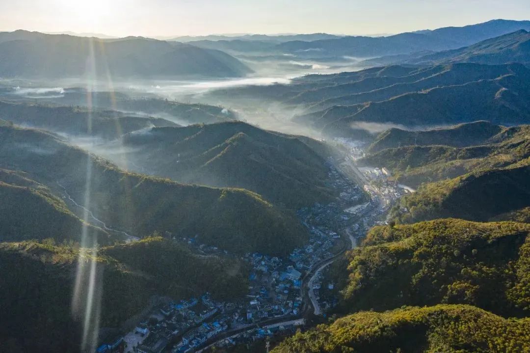 Shiyang Ancient Town, Dayao, Yunnan - iNEWS