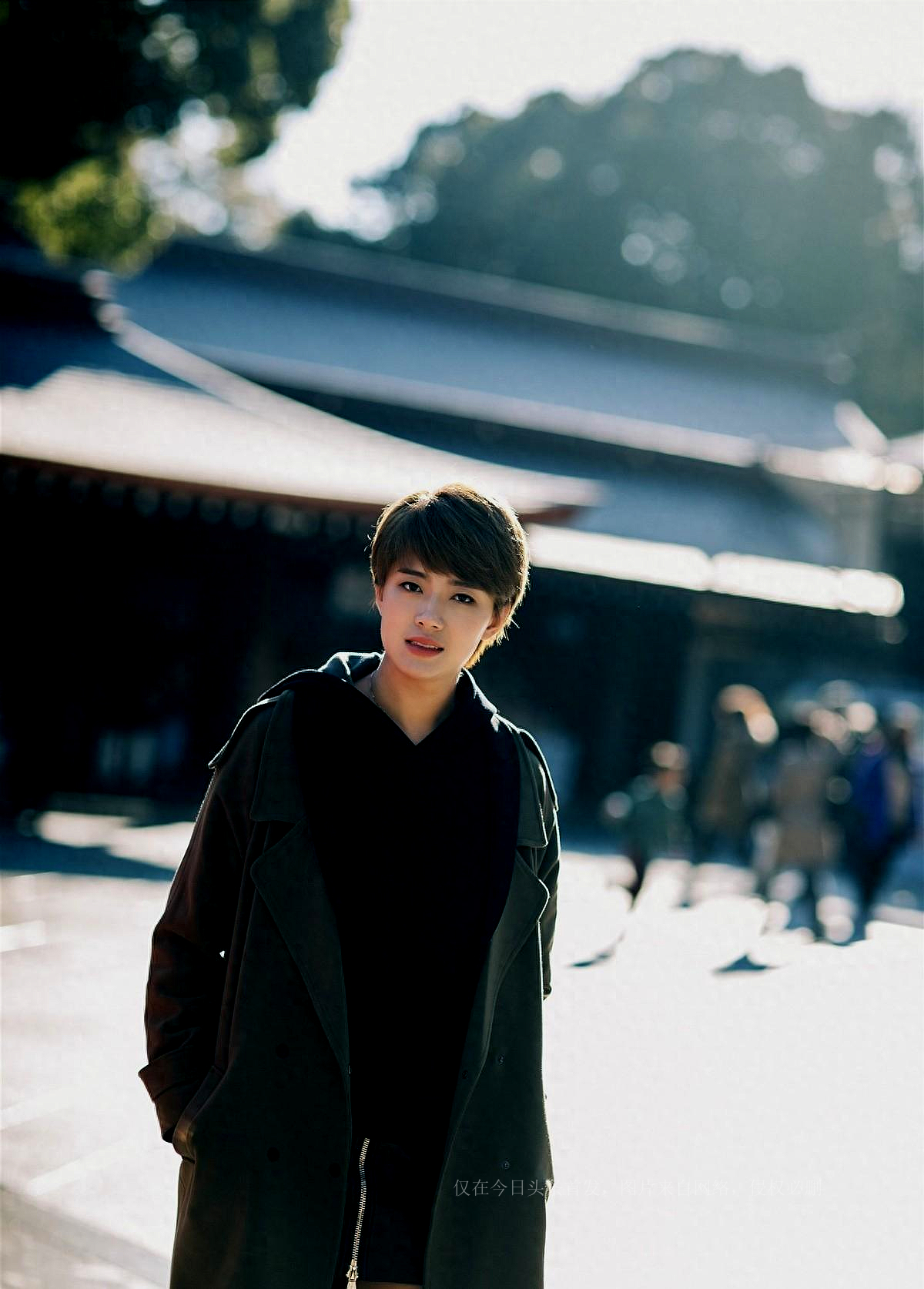 She was once the goddaughter of Zhao Benshan, and there were rumors of ...