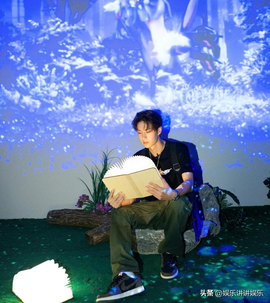 New signing, contract renewal, promotion, Wang Yibo really deserves his ...