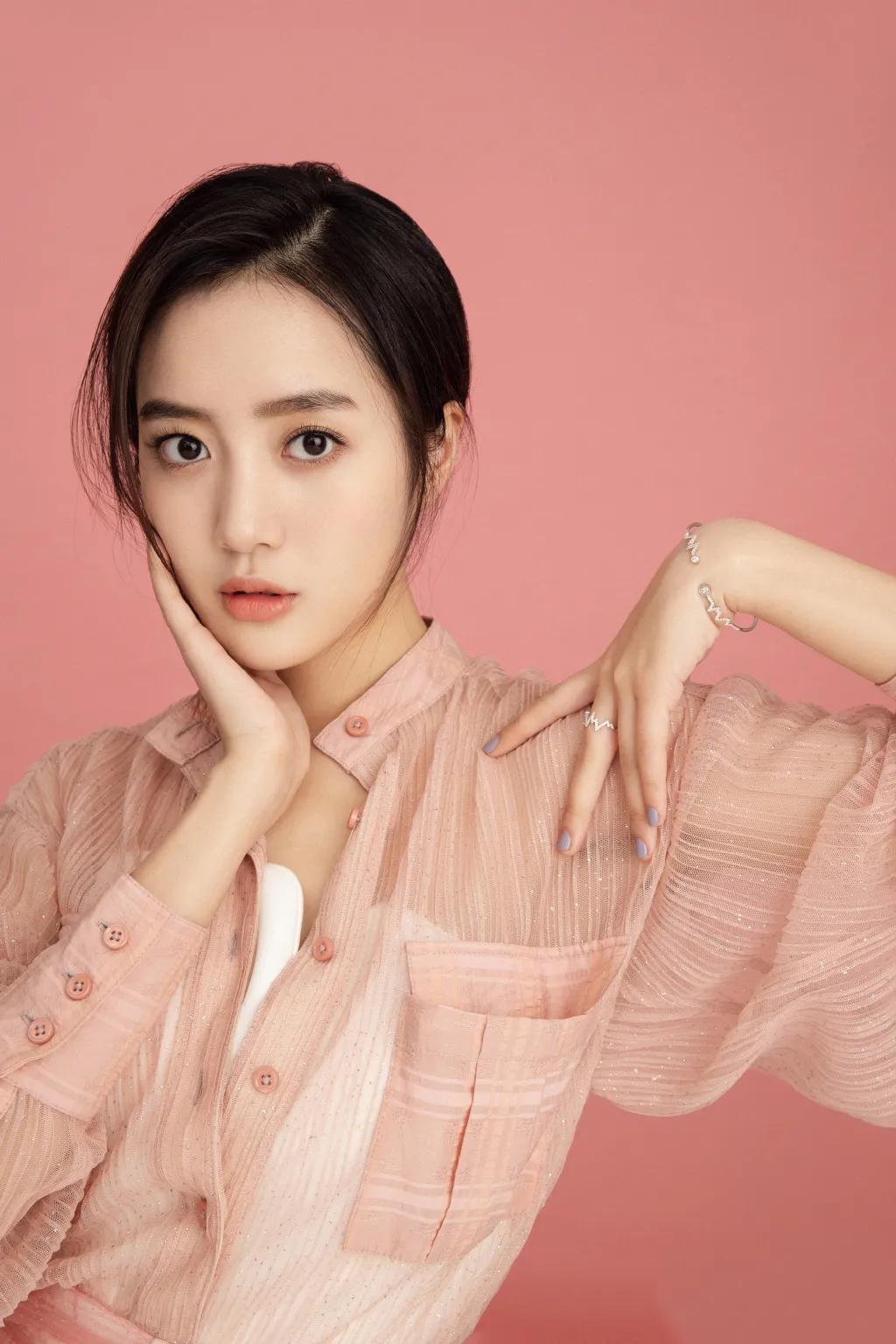 Share pictures——Wang Ziwei's exquisite photos, pure and beautiful, with ...