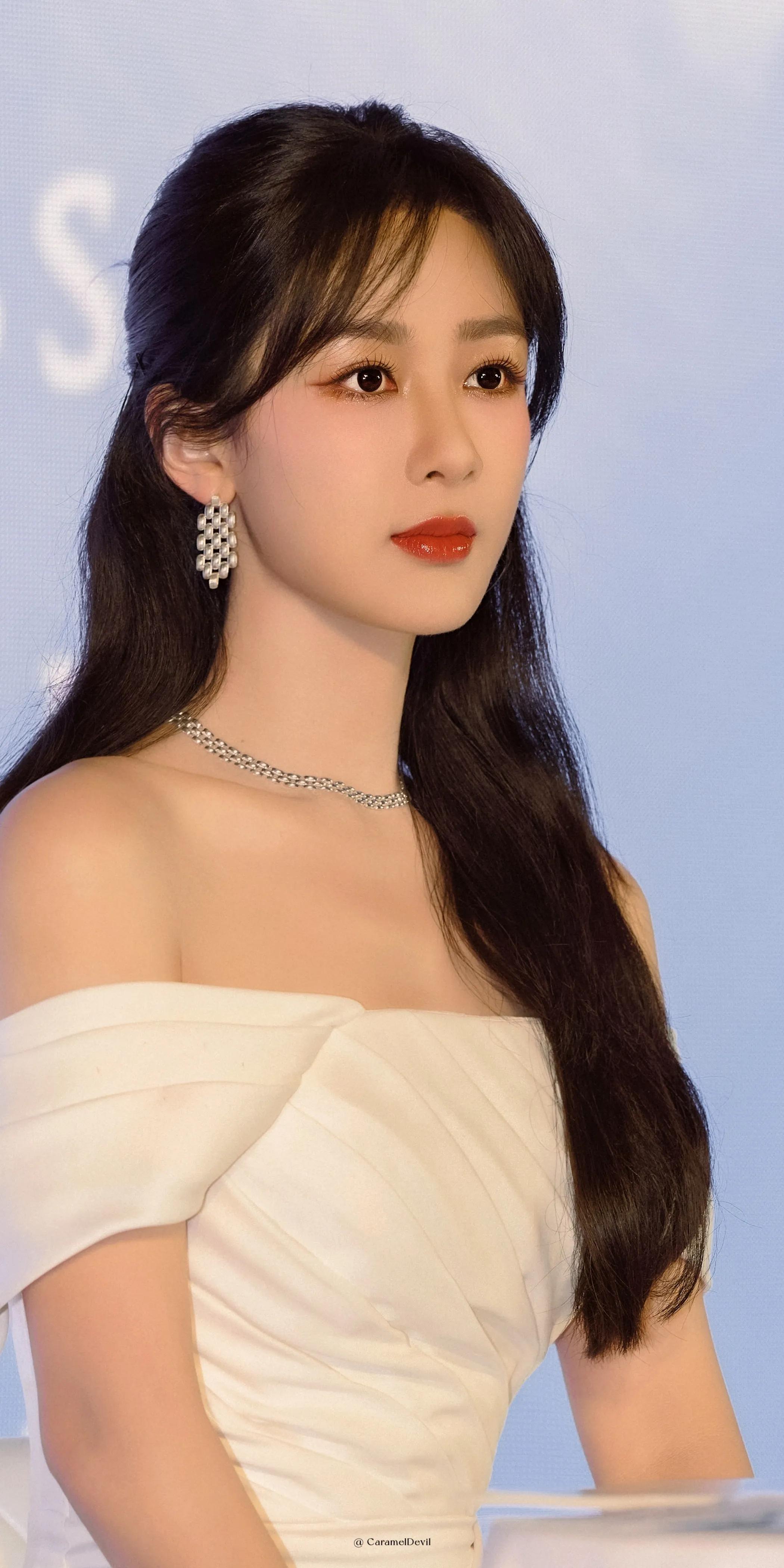 Yang Zi－Zhao Lusi - iNEWS