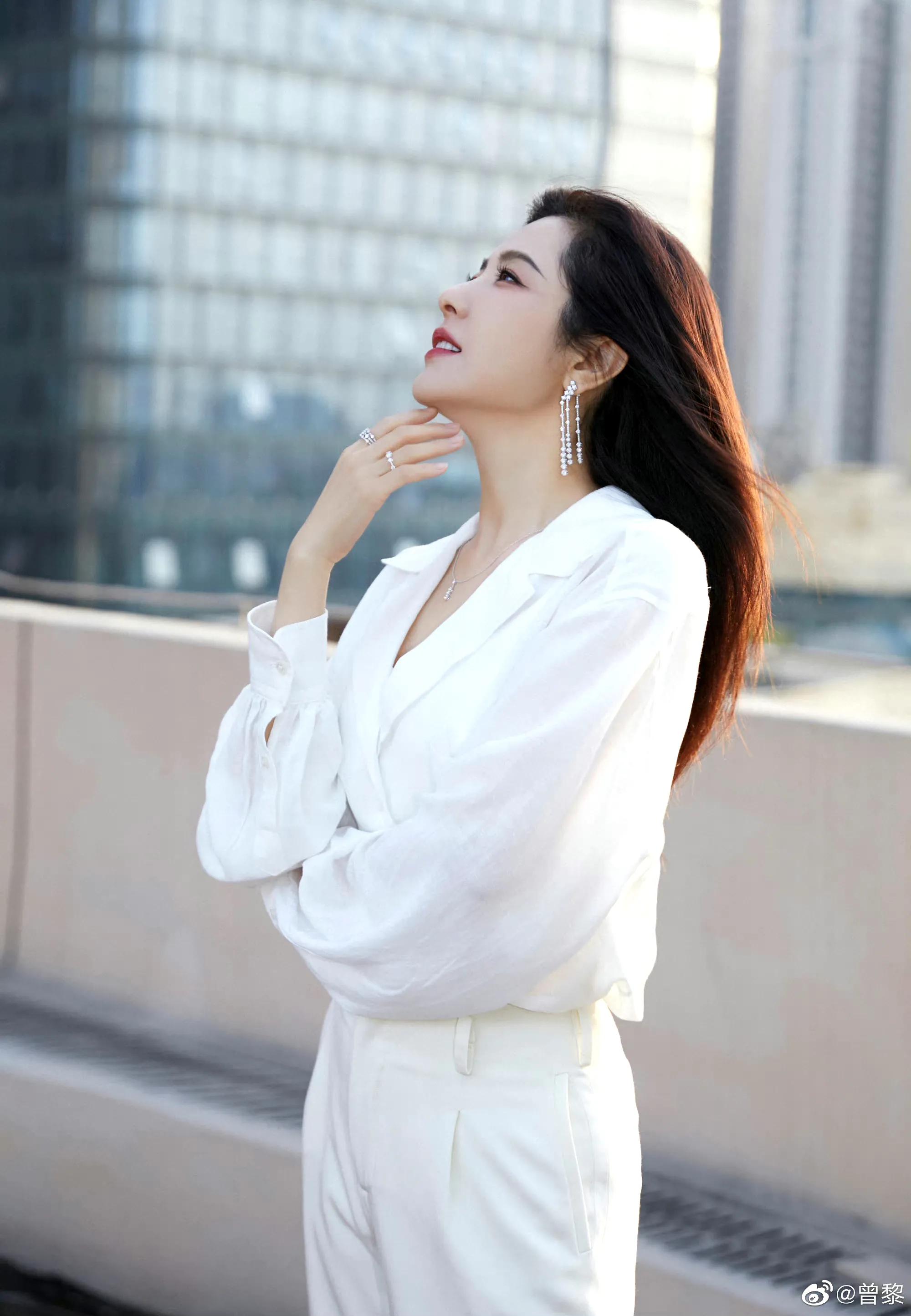 Zeng Li, the eternal goddess in my heart - iNEWS