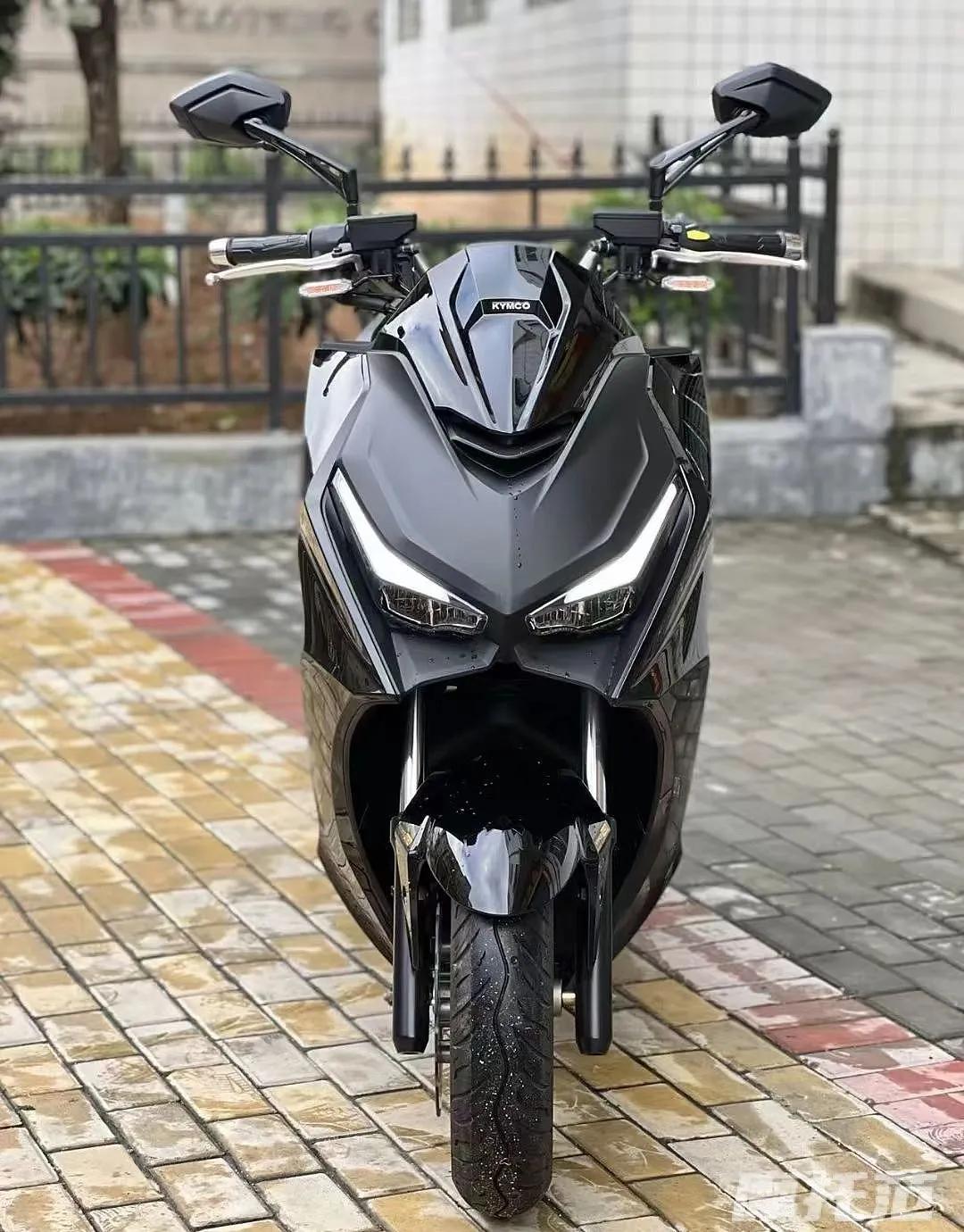 A pedal with a more sporty design, Guangyang KRV180 - iMedia