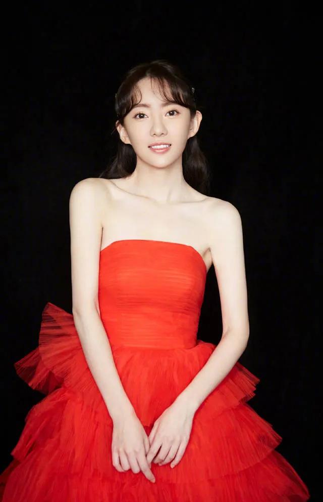 Liu Mengmeng is so beautiful - iNEWS