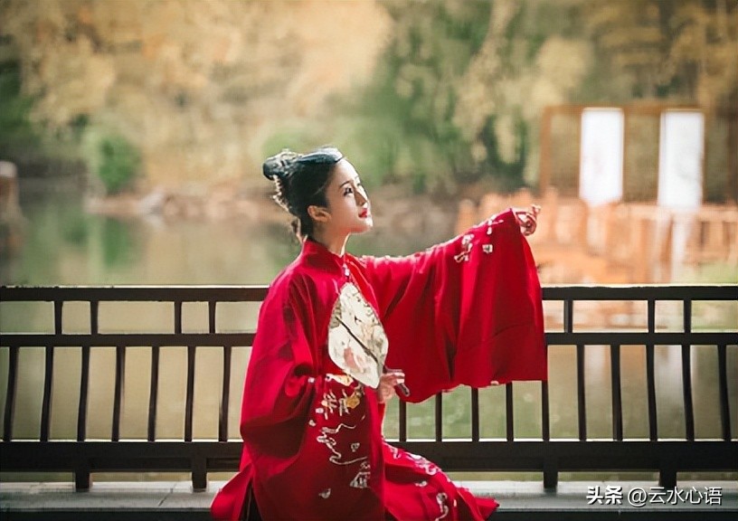Bai Juyi's "Gan Xing", the joint is full of philosophy, and the ending ...