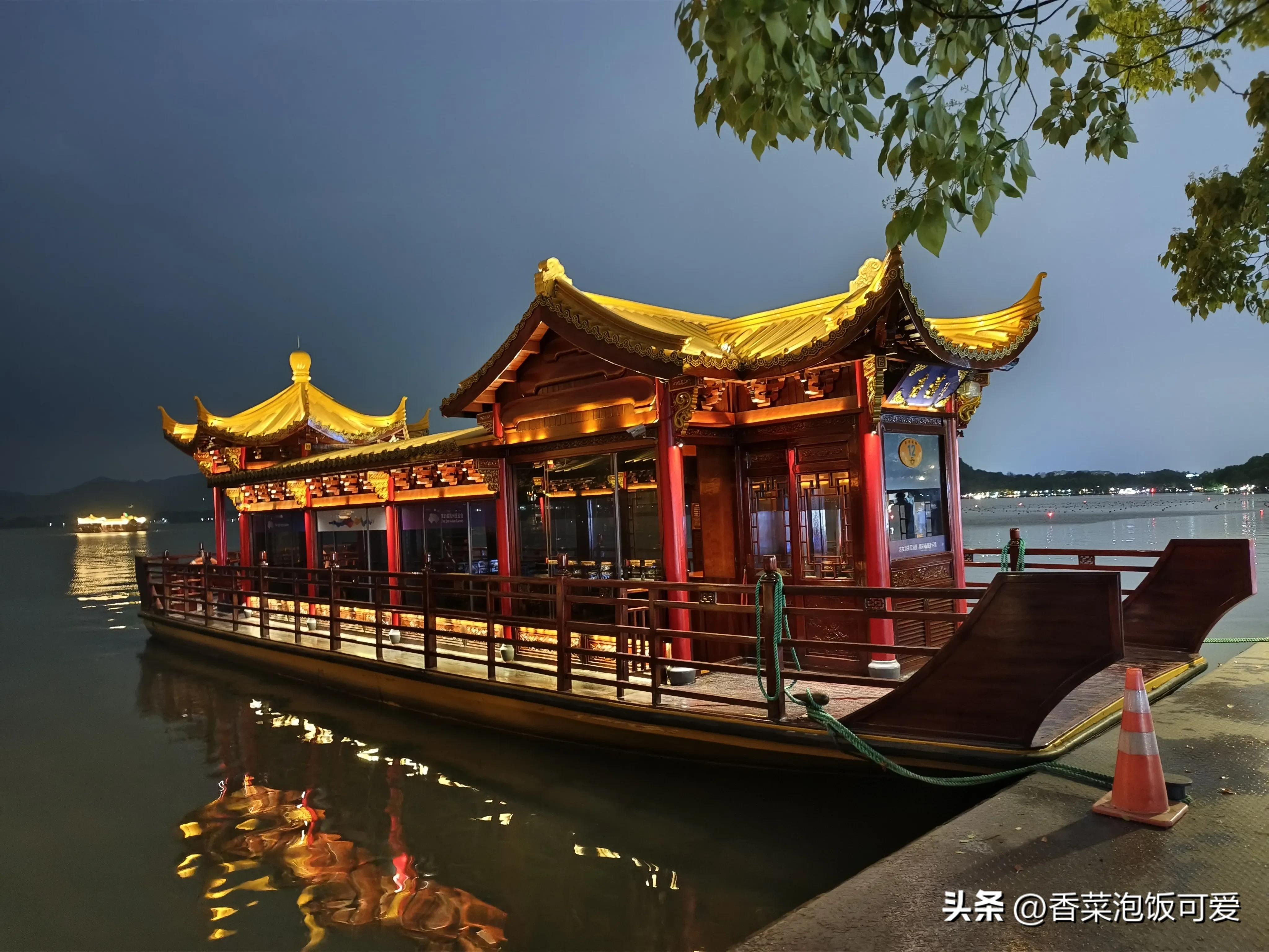 Night tour of the West Lake, how long is the countdown to the music ...