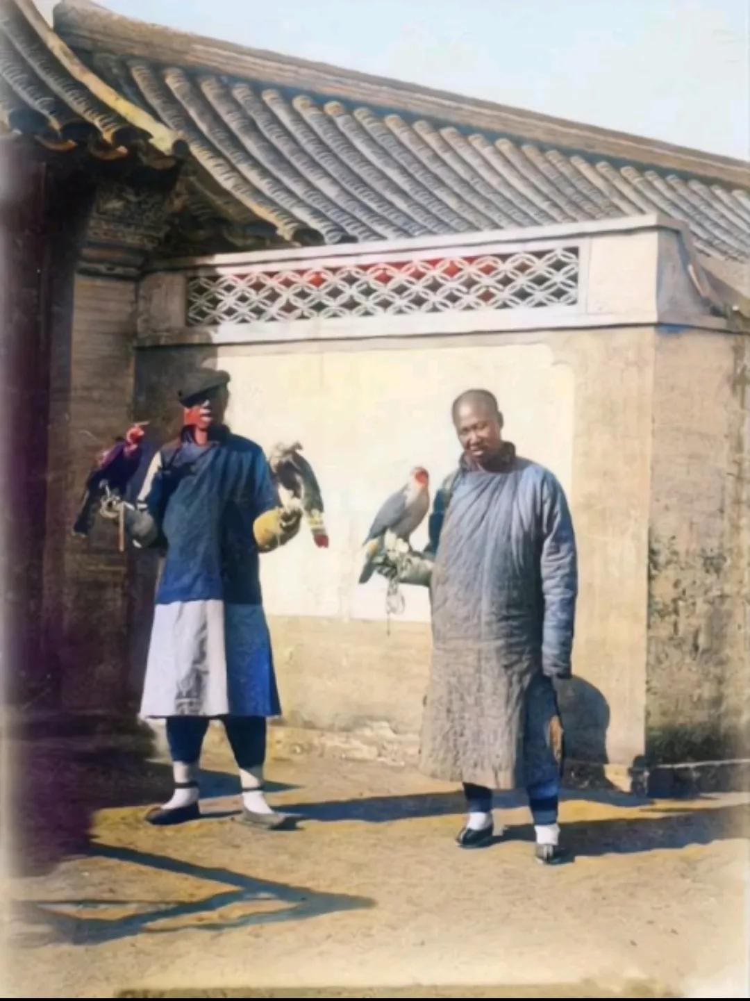 After the Qing Dynasty died, where did the 140,000 royal families go ...