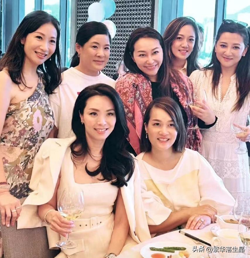 Zheng Zhiwen secretly gave birth to her fifth child and held a 100-day ...