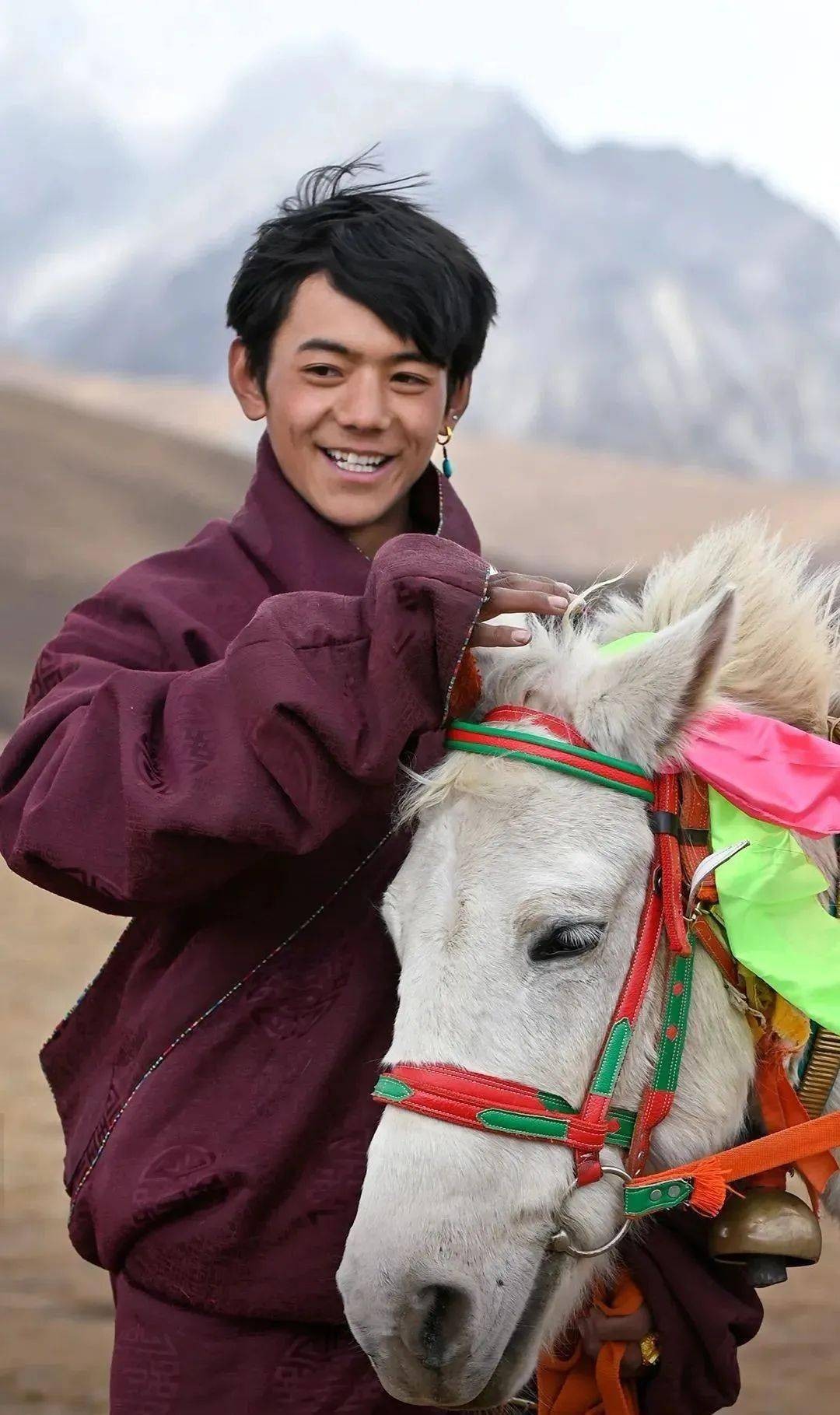 After being popular for less than 2 years, 21-year-old "Sweet Wild Boy ...