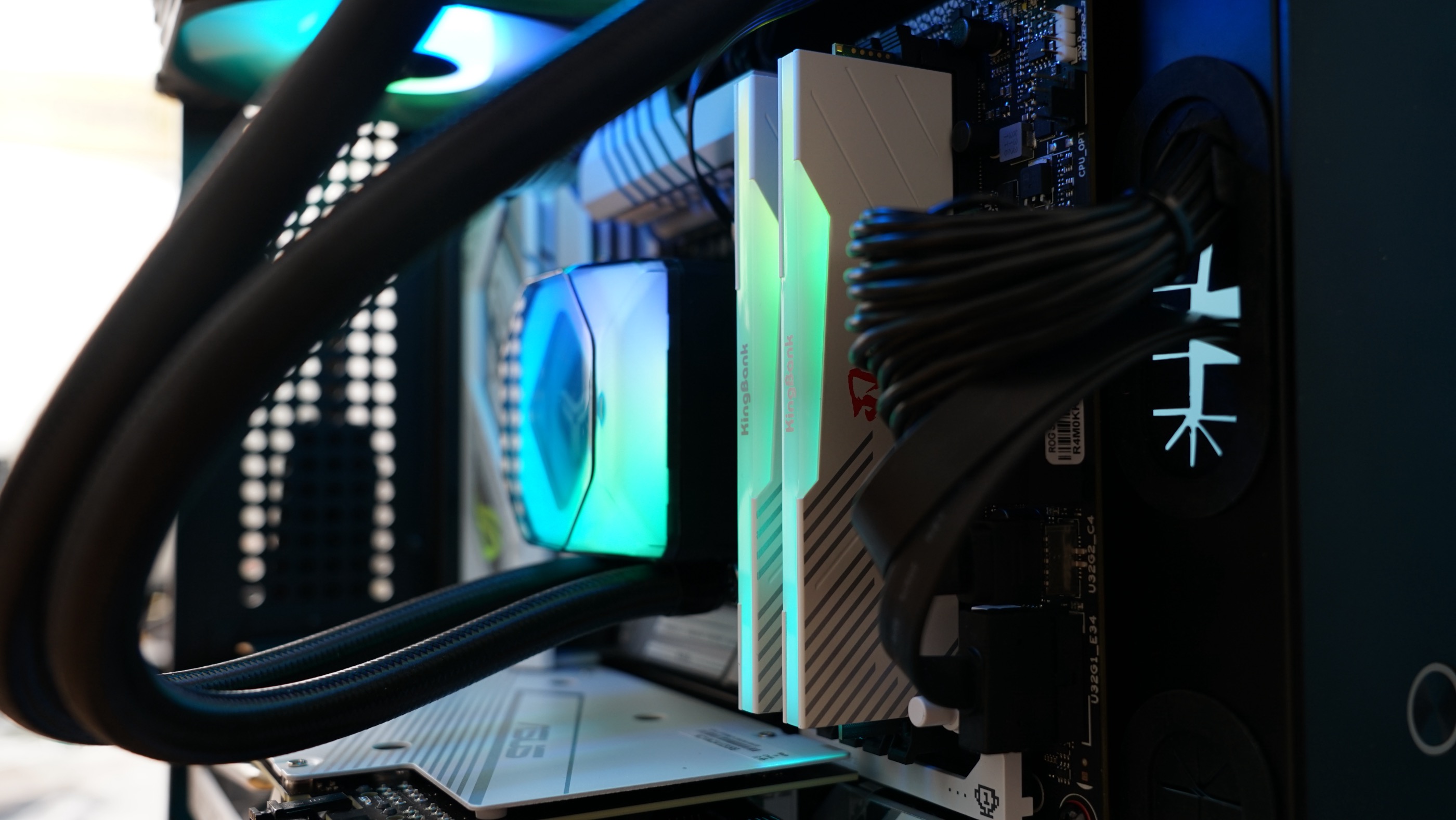 Good physique and easy manual overclocking 7000MHz, Jinbaida Blade 6400 ...