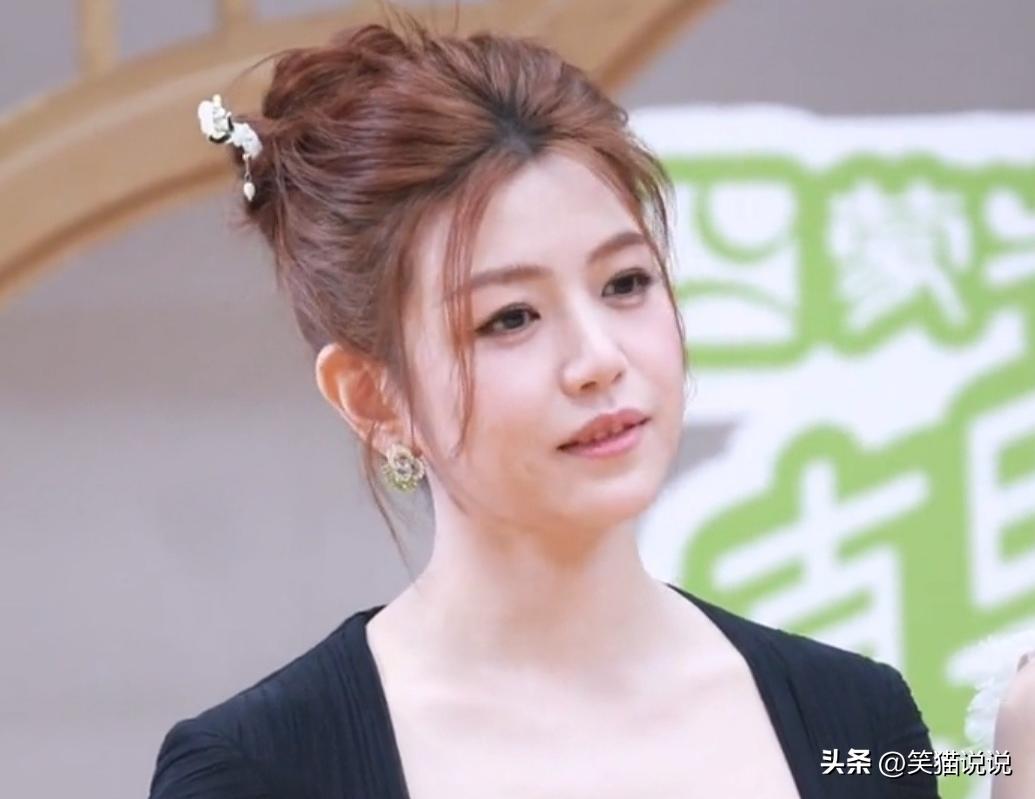 Two Xiaolong Girls in the same frame: 40-year-old Chen Yanxi is very ...