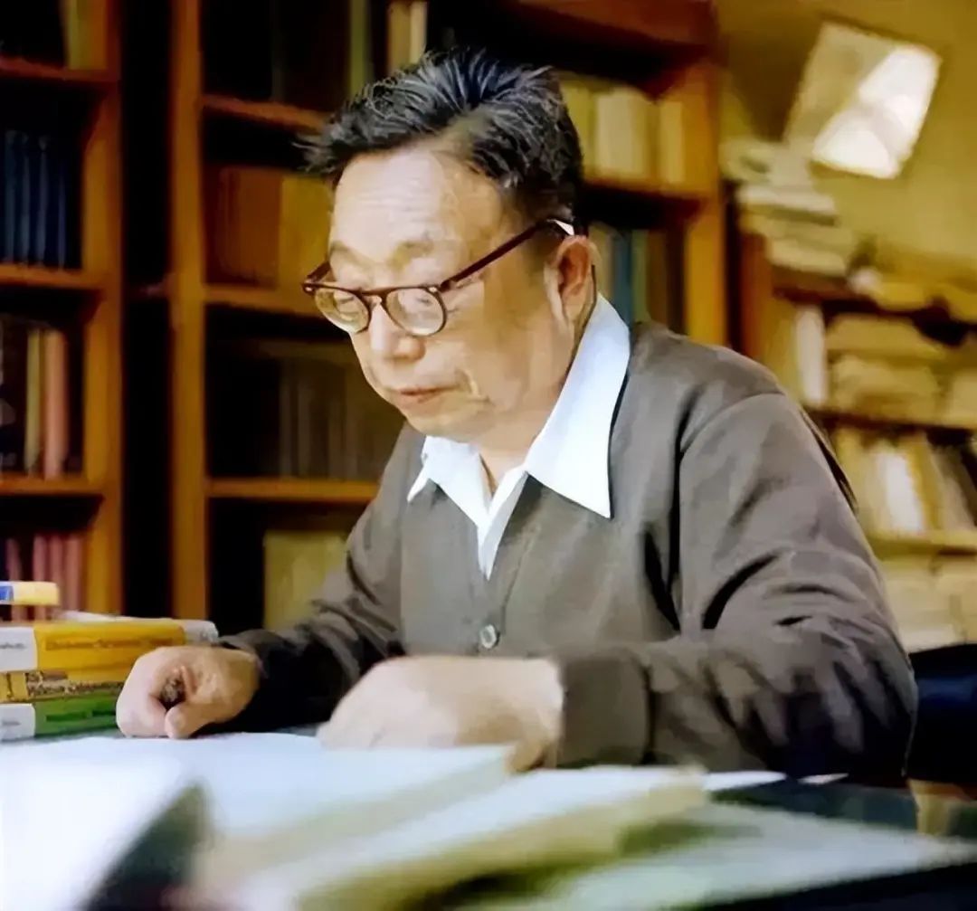 Wang Guangmei talked with Deng Xiaoping, and mentioned that Liu Yuan wrote him a letter in 1977 ...
