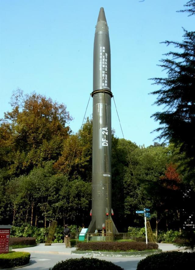 Dongfeng missile "five" predecessors, one bomb is stronger than the ...