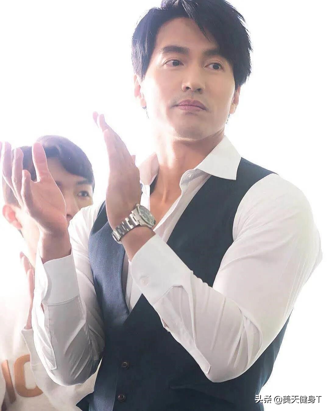 45-year-old Jerry Yan is like a "little fresh meat", full of muscles ...