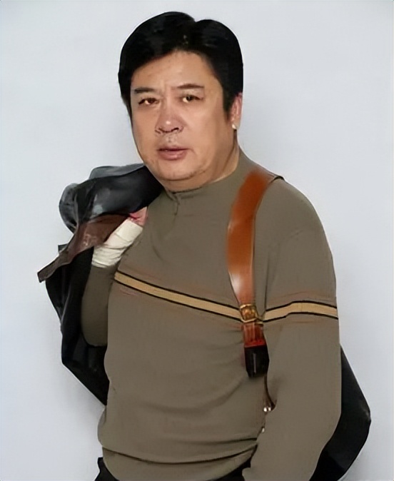 Actor Zhang Chao: married a wife who was 20 years younger in his second ...