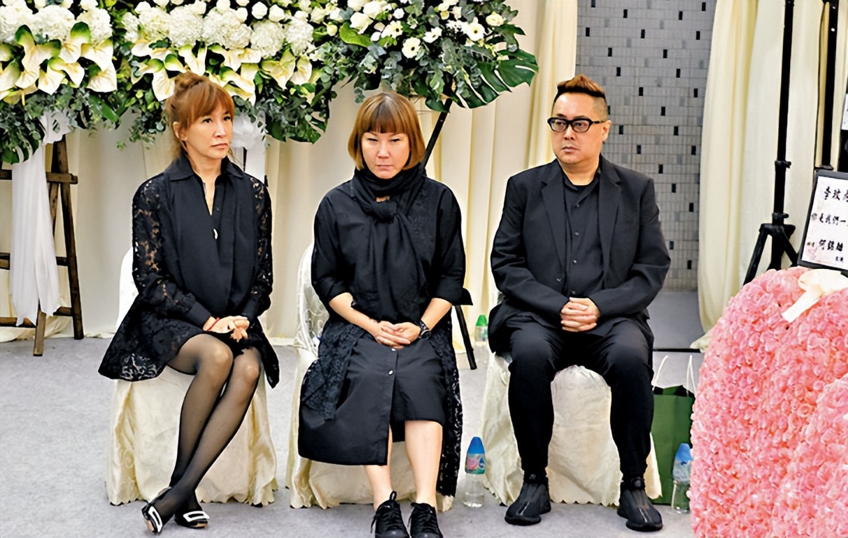 Coco Lee's funeral! The picture of Fuling was exposed, the second ...