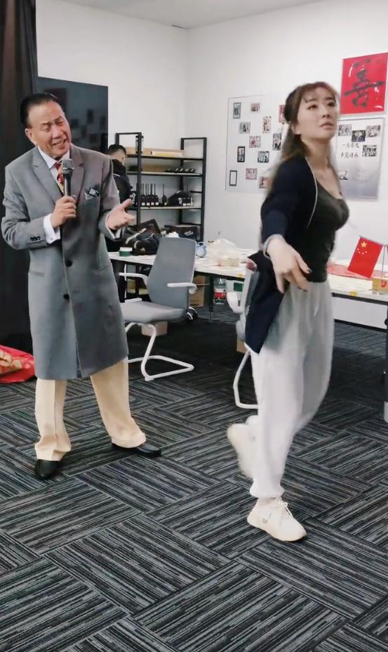 The 64-year-old Wan Ziliang studio performed a rehearsal, and the ...