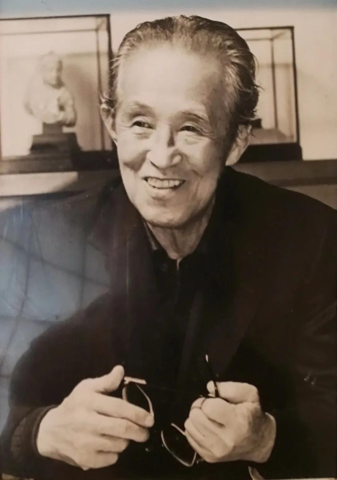 Yasushi Inoue I Know - iNEWS