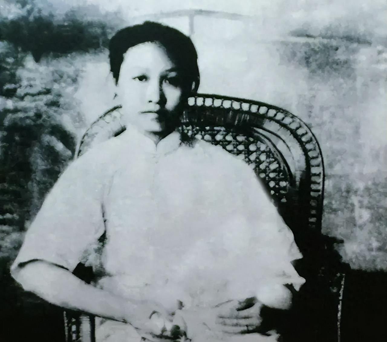 The Japanese army caught Zhao Yiman and tortured her crazily. Taiji ...