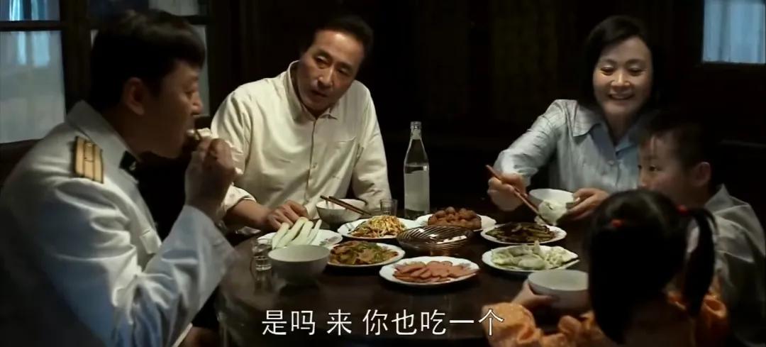 Parental love: Major Jiang Defu has been promoted to Lieutenant Colonel ...