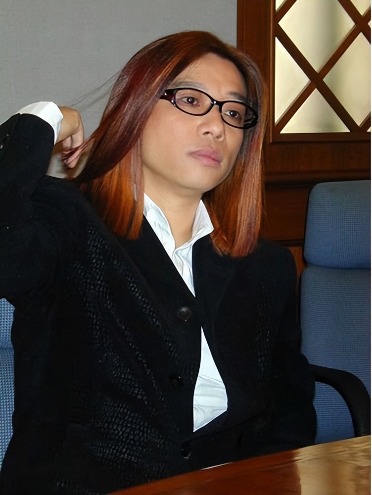 Music talent Guo Feng: His father died young, he supported his mother's ...