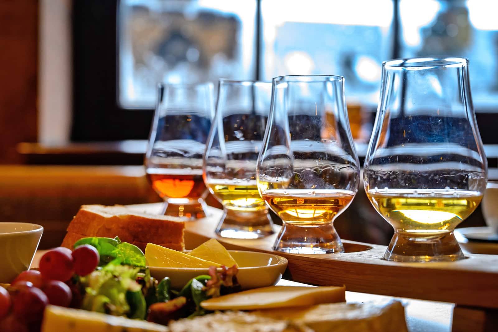 What kind of experience is it to taste 5 kinds of Scottish delicacies ...