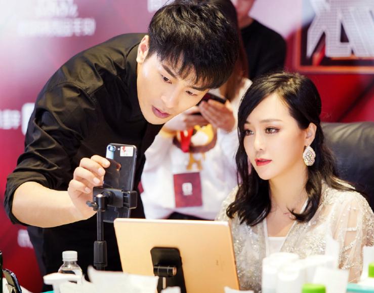 Internet celebrity Simba develops an offline industry, platform leaders ...