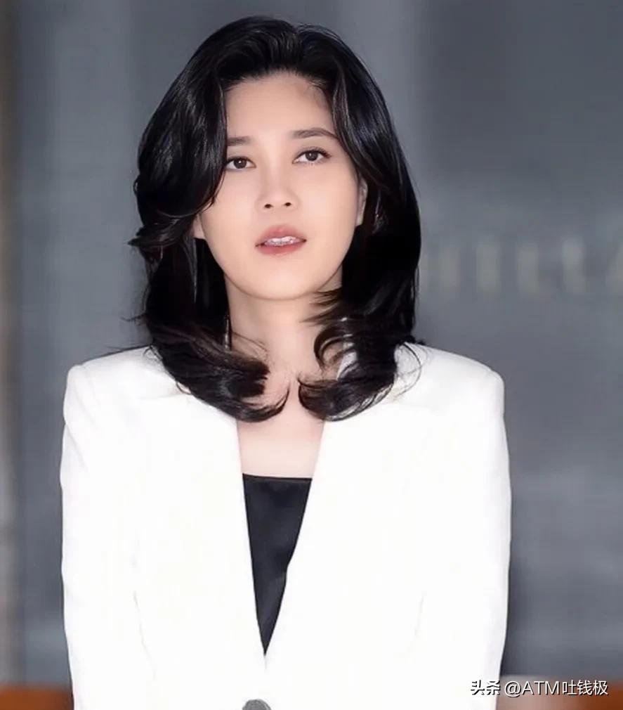 Li Fuzhen, who refused a political marriage for love, married a ...