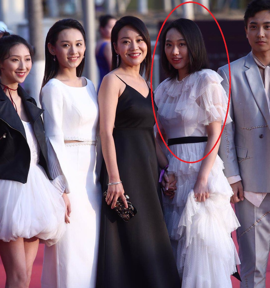 Wu Gang and Yan Ni frequently appear to "protect the calf", and their ...