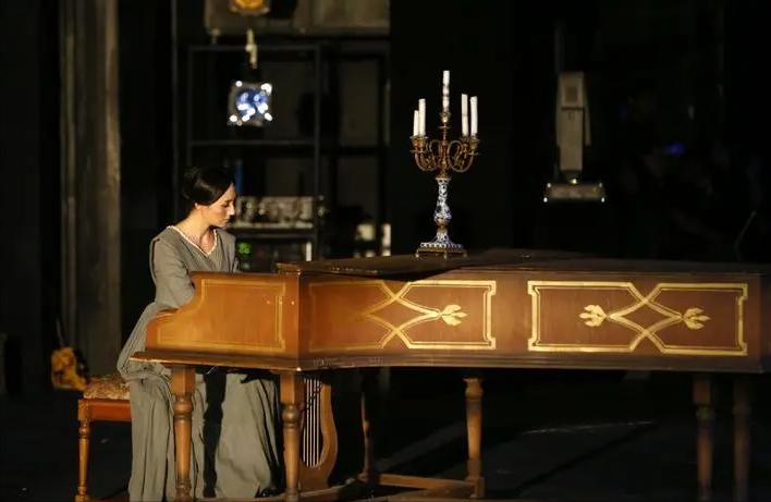 What conflict happened between Rochester and Jane Eyre? Why do you say ...