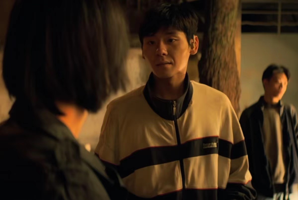 The inconspicuous supporting role in "The Long Season" did not have a ...