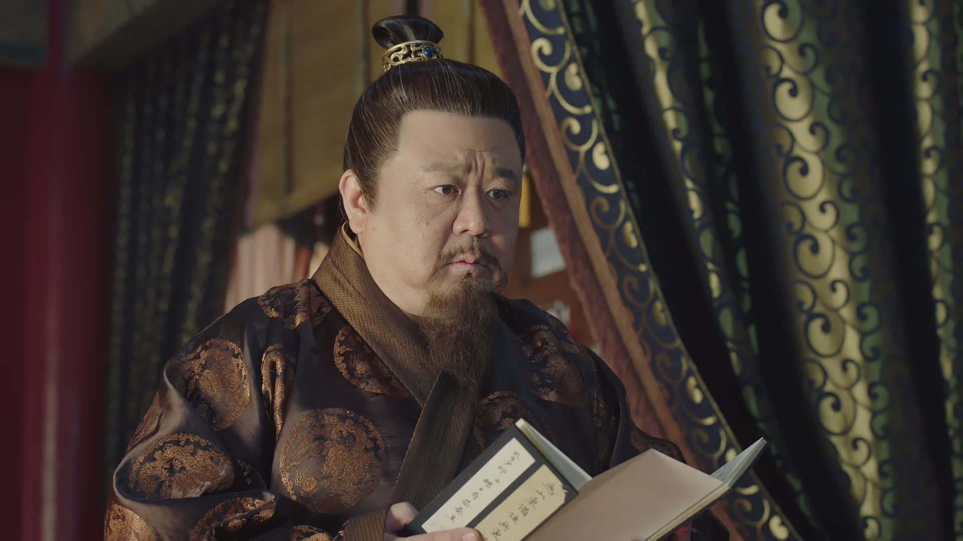 Yang Shiqi: After worshipping ancestors at the age of 6, after 5 generations of emperors, why ...