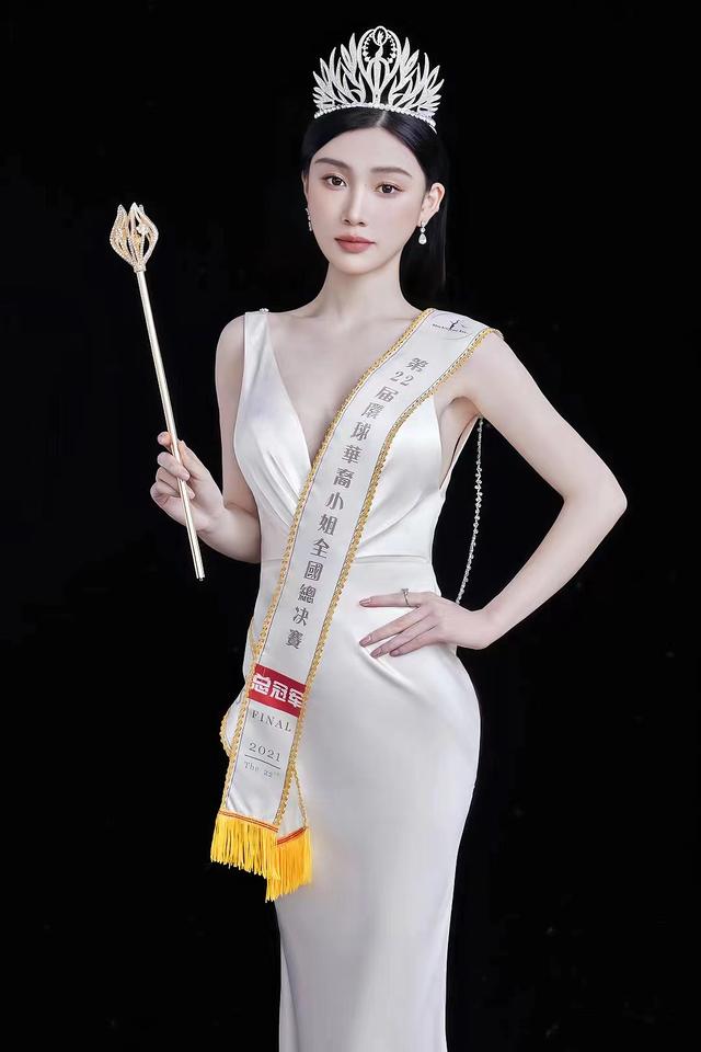 "Post-95" Li Junzi: Expressing the beauty of the nation with short ...