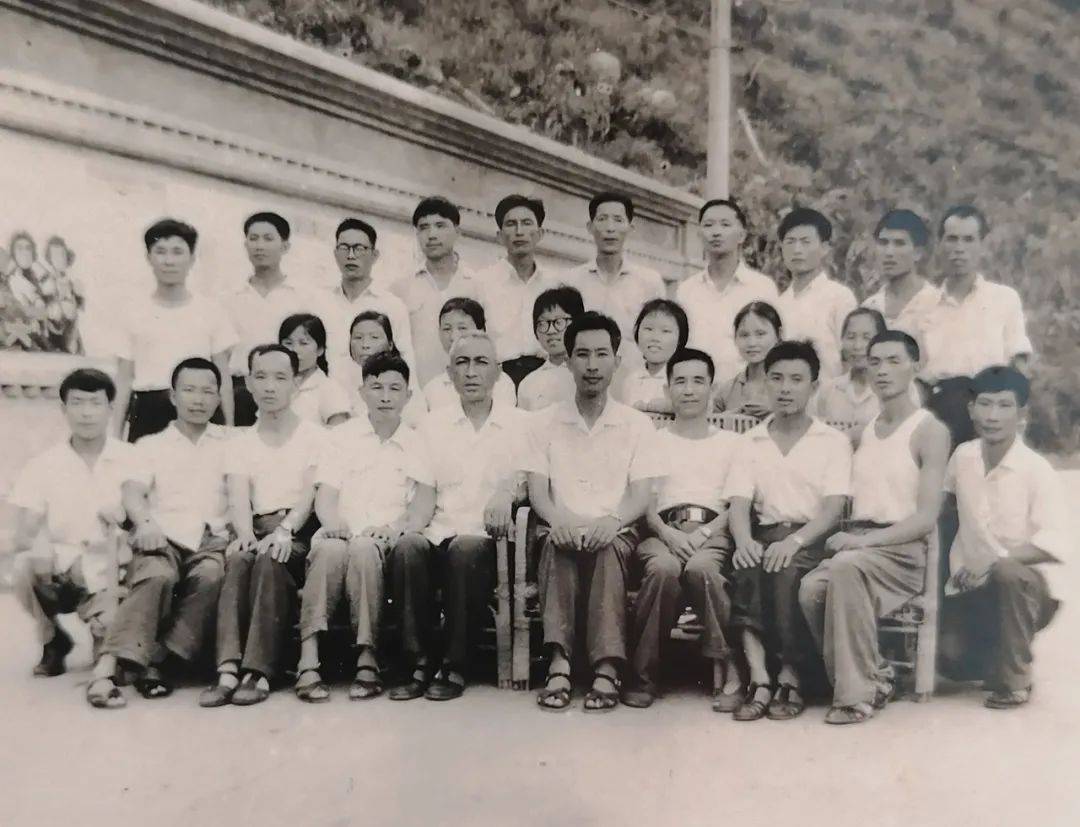[Red Memories] Memories Deep in the Mountain‖Wang Yuee - iMedia