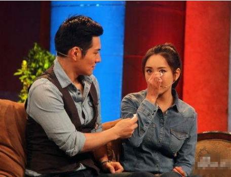 Du Ruoxi: Marrying the idol god Yan Yikuan and becoming a model couple ...