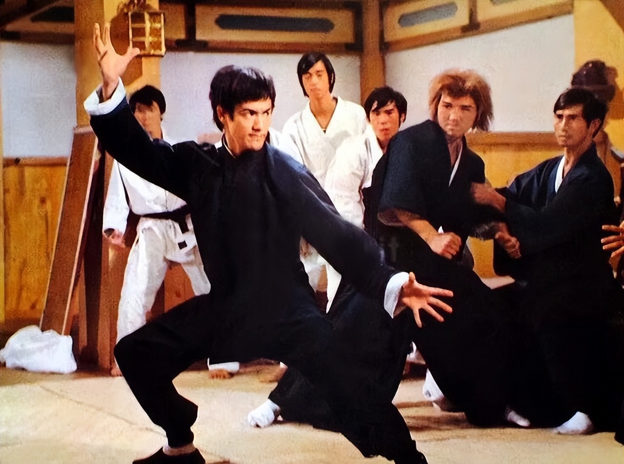 How good is Bruce Lee?Liang Xiaolong: I beat foreigners to the ground ...